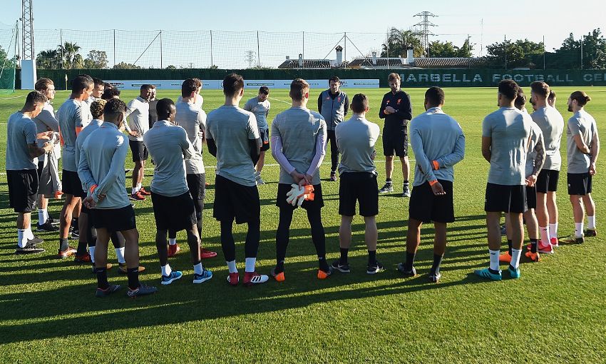 Liverpool trener nå i Marbella - SI - Spania i dag
