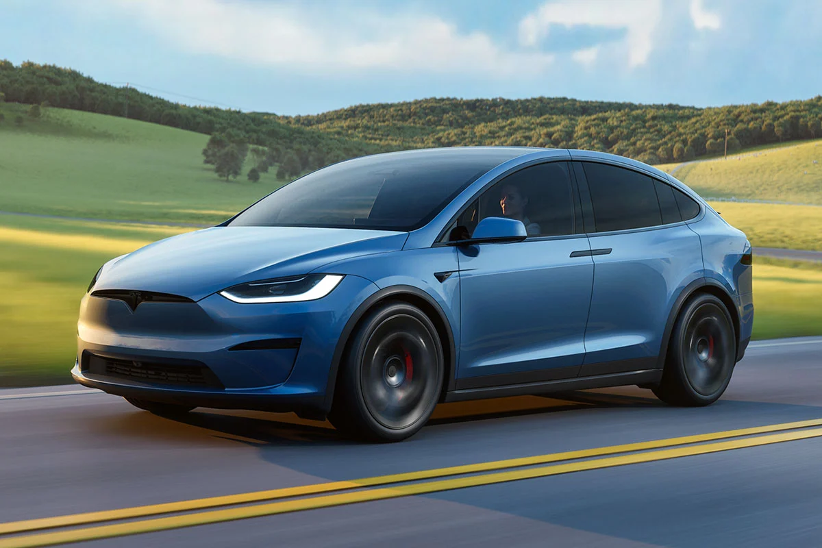 Spania gir Tesla grønt lys til å teste selvkjørende biler over hele ...